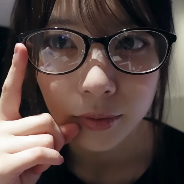 A Good User's Guide To Photocards and Shrining | Fanprose